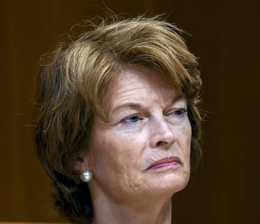 Trump-Backed Kelly Tshibaka Projected To Beat Incumbent Lisa Murkowski ...