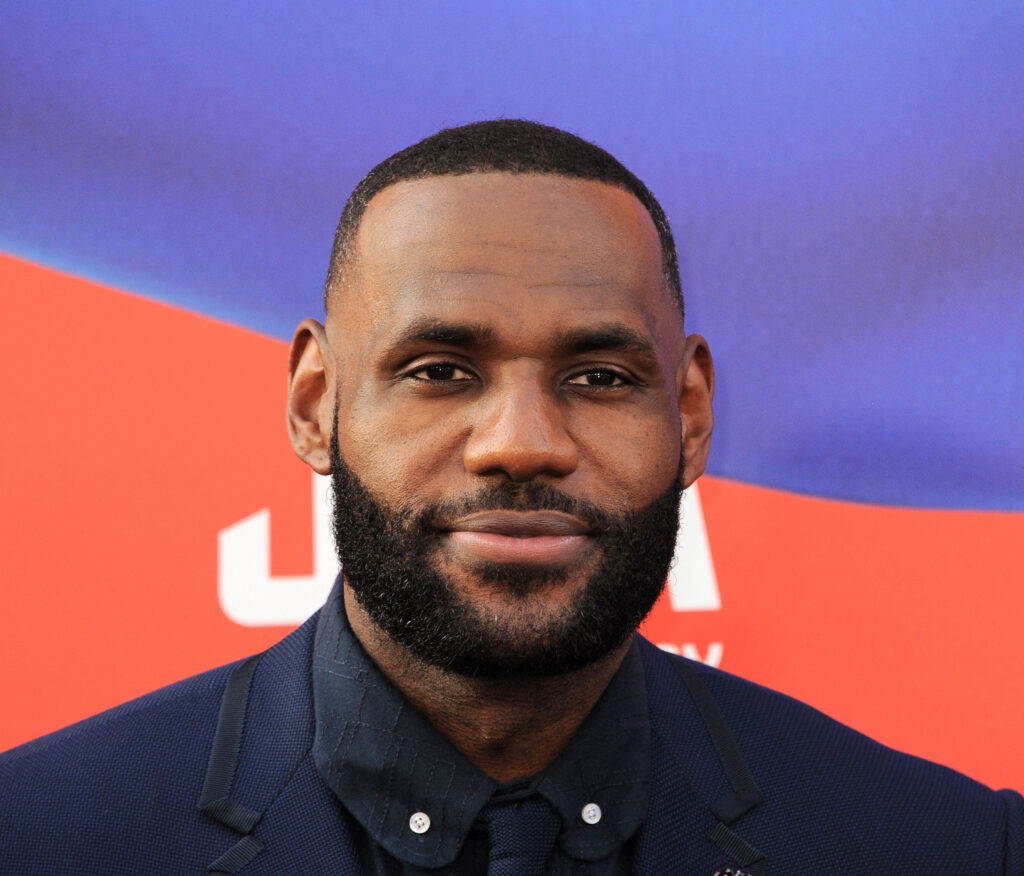 LeBron Starts NFL-NBA Spat Over Christmas Day Games - The American ...