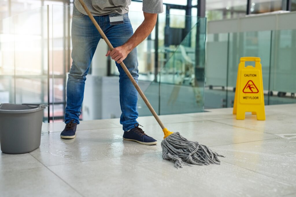 Texas High School Students Raise Over $250k So 80-Year-Old Custodian ...