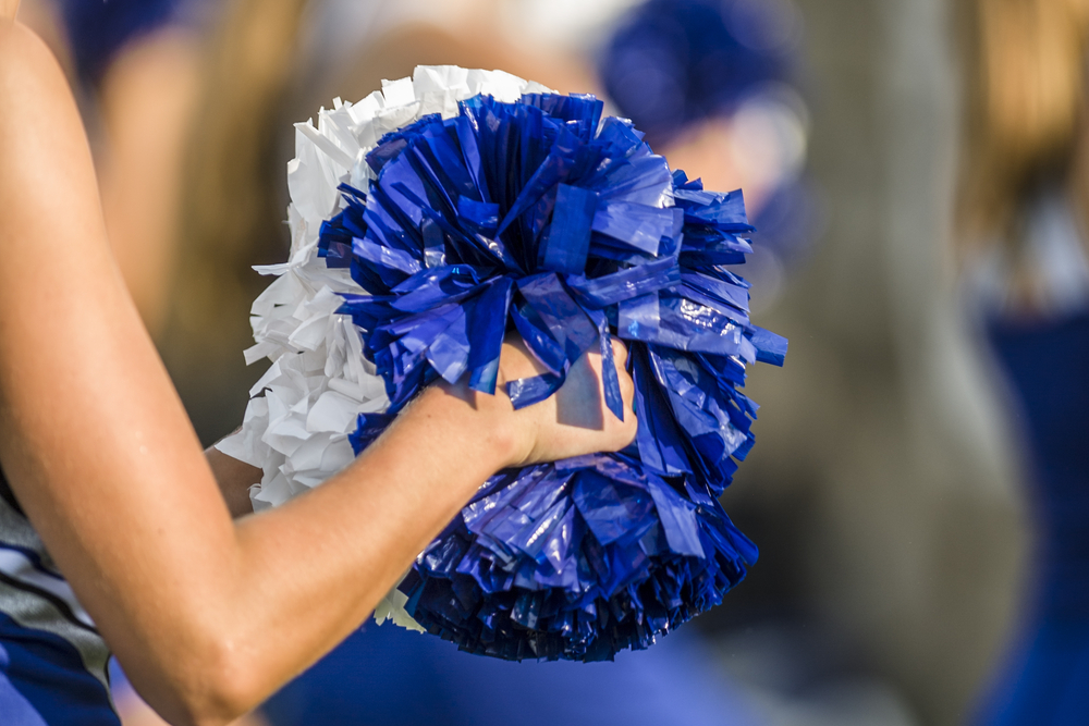 Brave Nebraska Cheerleader Performs Solo At State After Team Backs Out ...