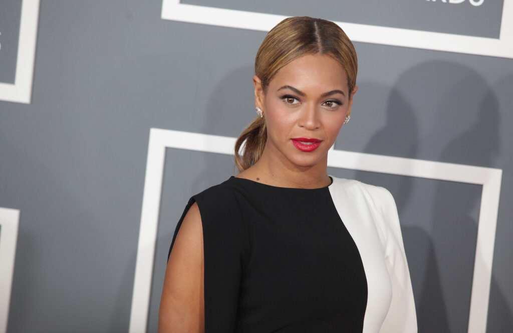 Yale Now Offering A Course On Beyonce's "Boundary-Transgressing ...