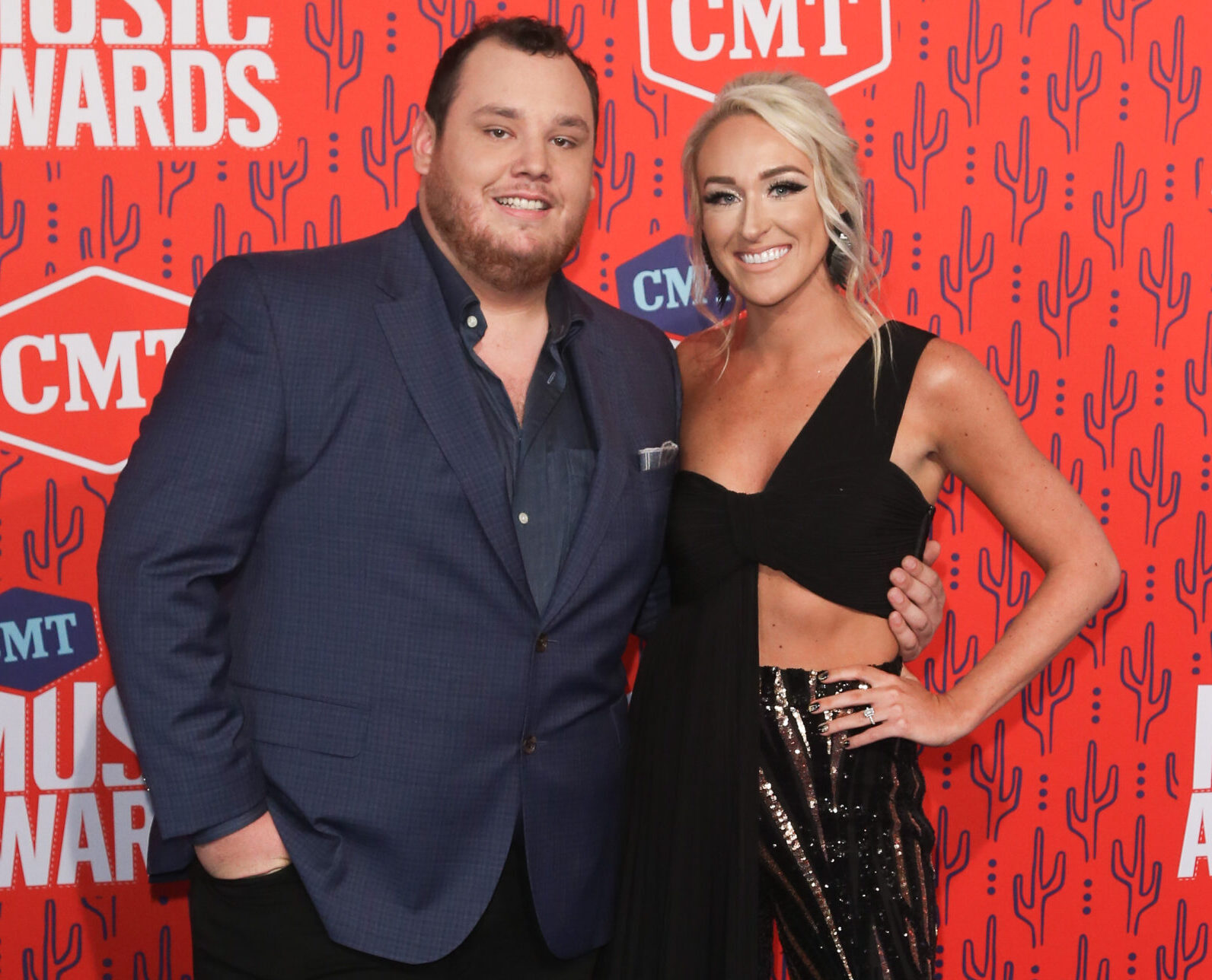 Country Music Superstar Luke Combs And Wife Announce They Are Expecting ...