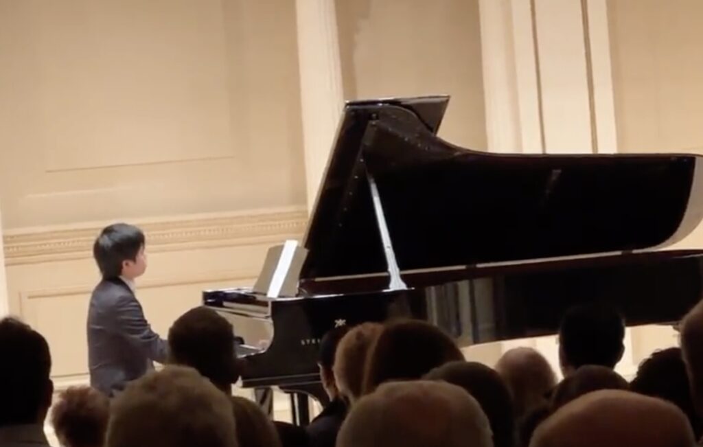 World-Renowned Pianist Begins Concert At Carnegie Hall With Israeli ...