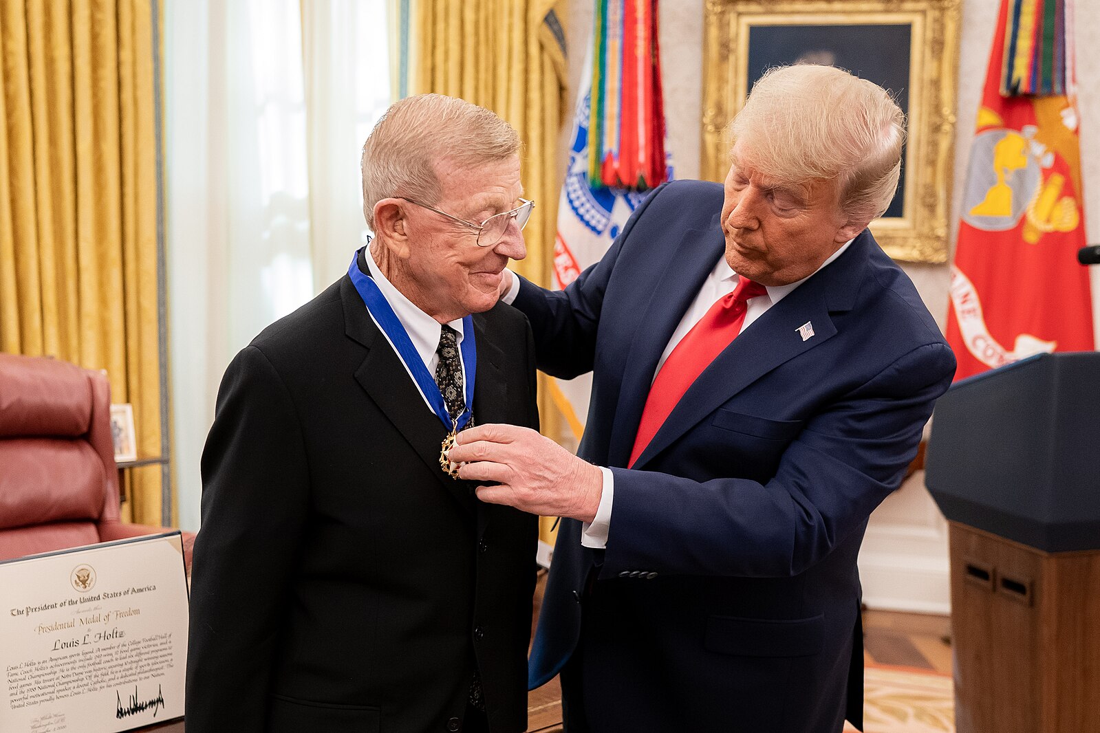 Legendary College Football Coach Lou Holtz Sounds Off On Trans Athletes ...