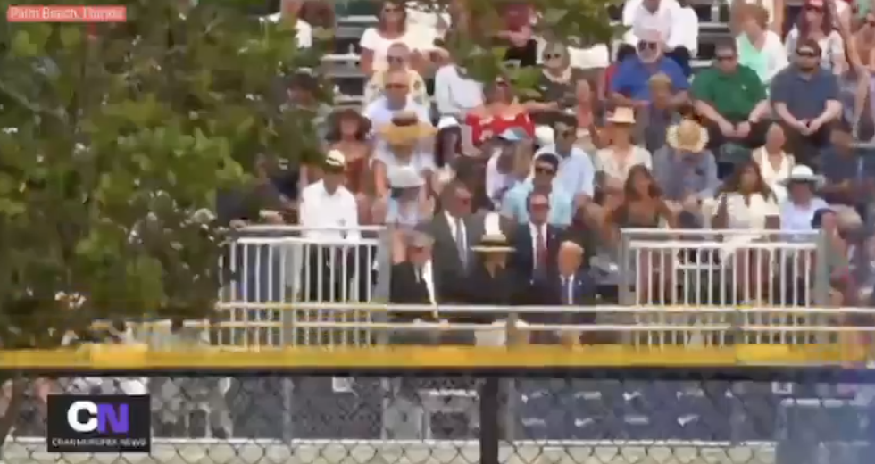 Melania Stuns With Incredibly Beautiful Outfit At Barron's Graduation ...