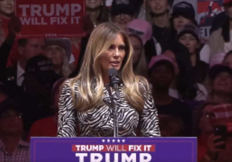 WATCH: Gorgeous Melania Takes Stage And Stuns In Beautiful Outfit At ...