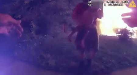 25-Year-Old Pizza Delivery Driver Rushes Into Burning House Twice To ...