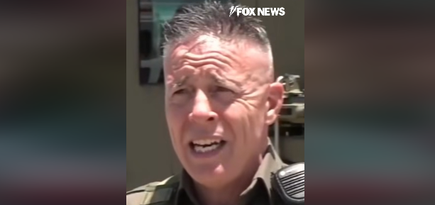 WATCH: Border Patrol Chief Goes Scorched Earth On LA Mayor Karen Bass ...