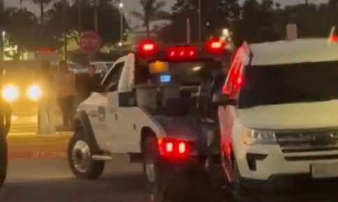 WATCH: Tow Truck Drivers In LA Start Intentionally Targeting, Ambushing ...