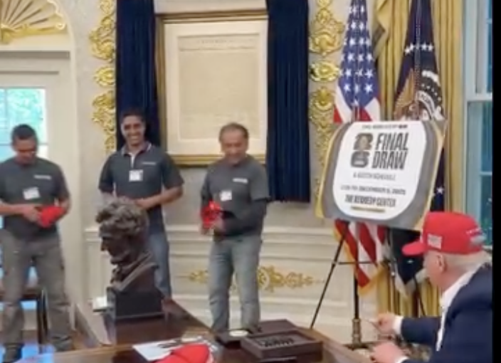 "Good Catch": Trump Has Sweet Moment With The White House Renovation ...