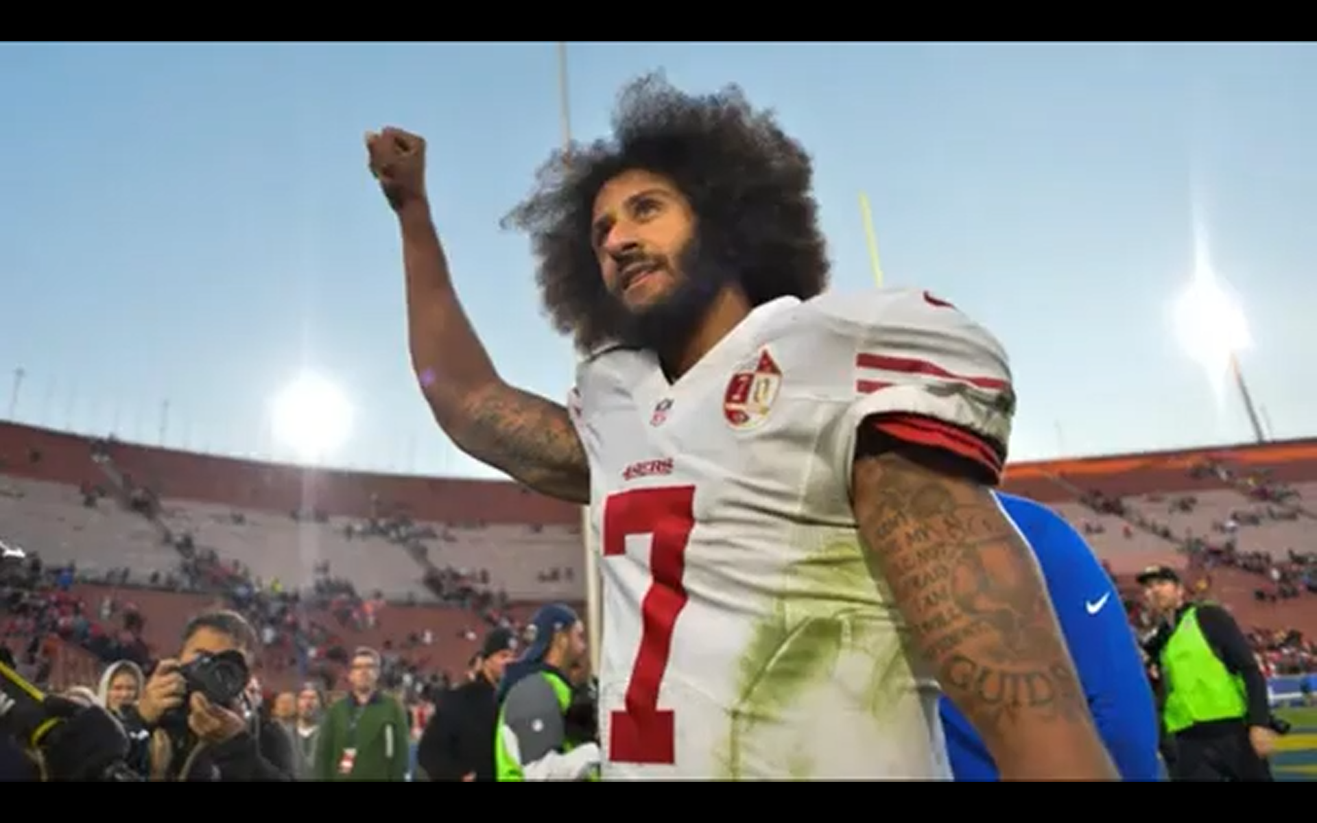 Huge New Report Indicates Left-Wing, Anthem Protesting Football Player ...